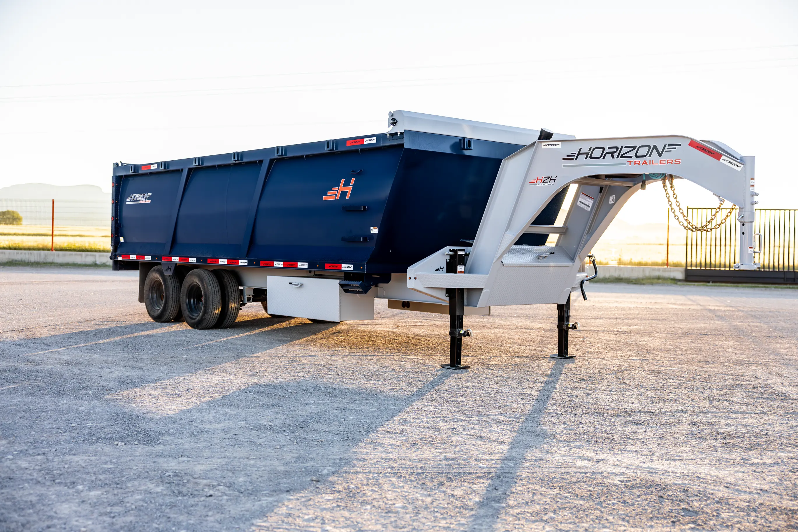HZH 25K 96" GN Telescopic Dump Trailer | Horizon Trailers