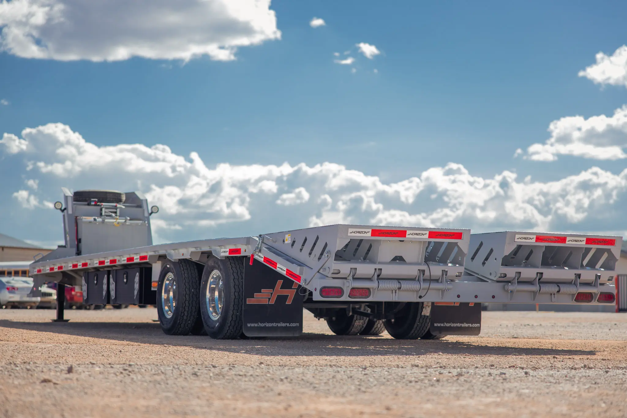 FHZ 30K 102" GN Flat Deck Hotshot Trailer | Horizon Trailers