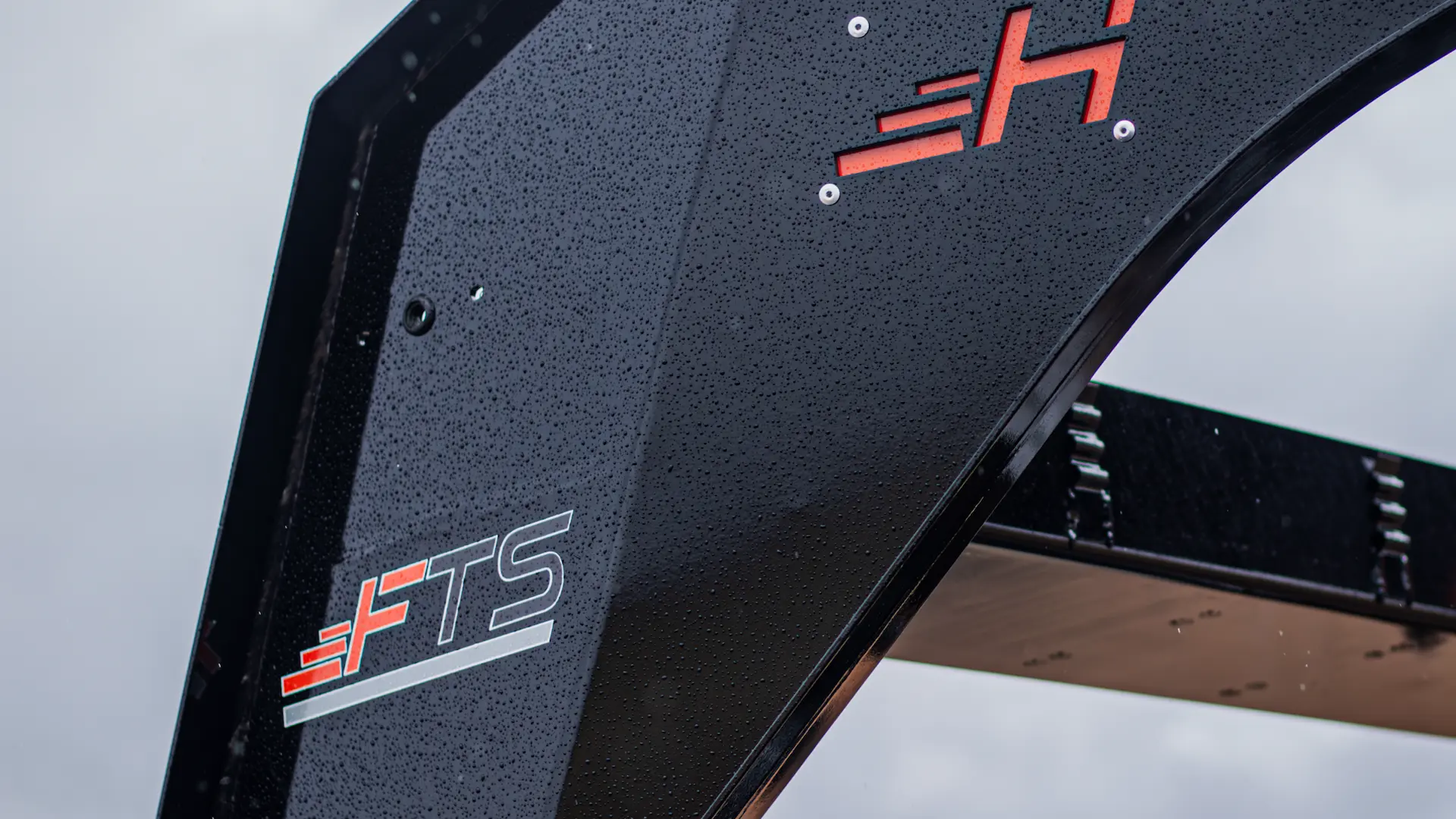 FTS 22.4K 102" GN Flat Deck Split Tilt Trailer | Horizon Trailers