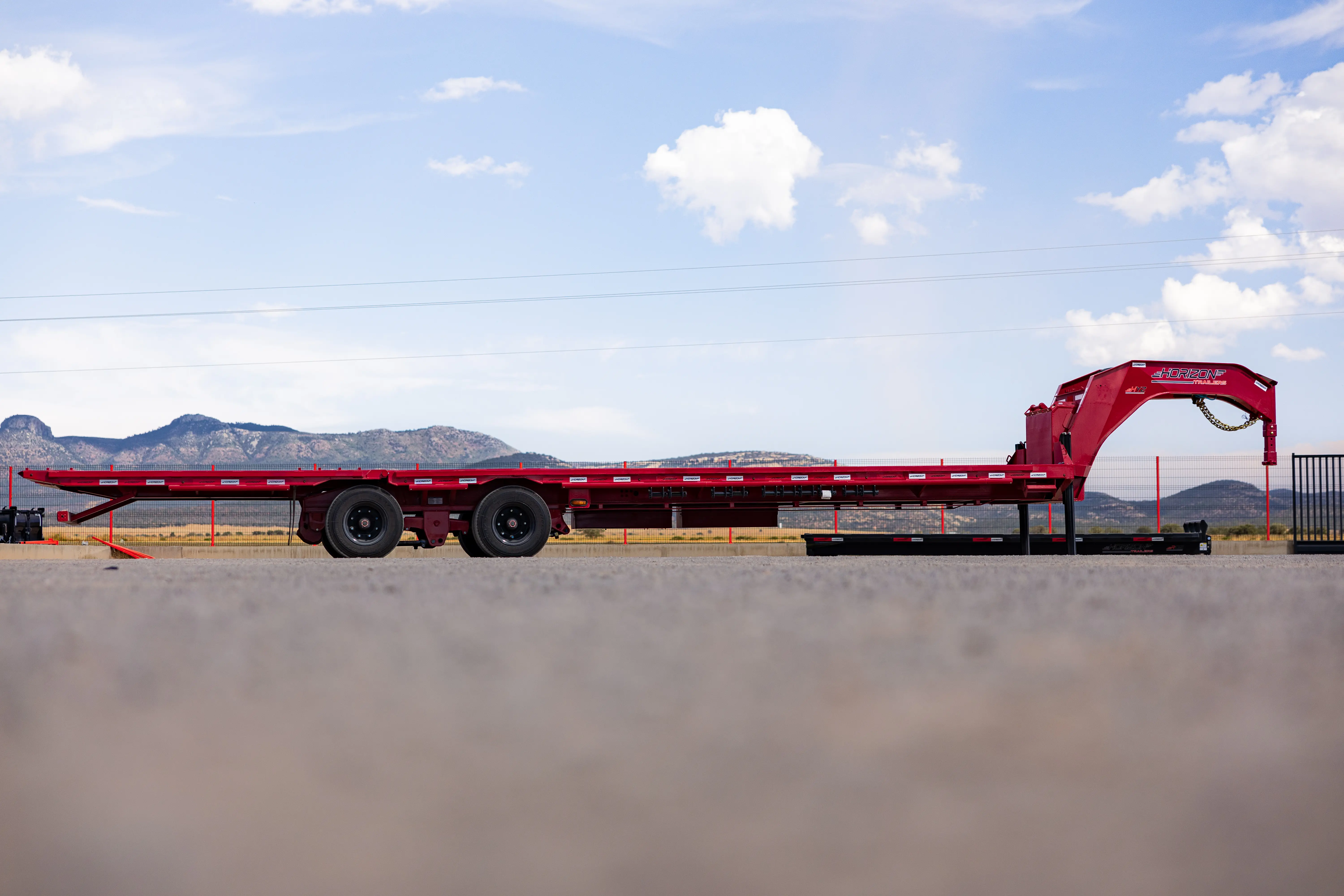 HYZ 40K 102" GN Flat Deck Hydraulic Dovetail Trailer | Horizon Trailers